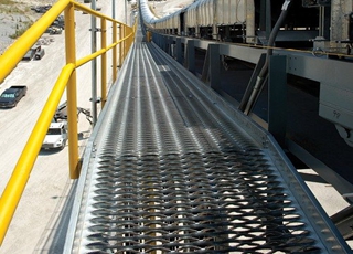 Safety Gratings 2.0mm 2.5mm Diamond Hole Aluminum Grip Strut Walkway