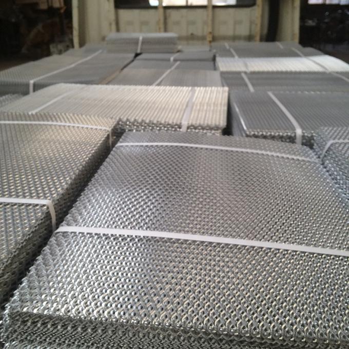 Small Hole 1.22x2.44m Aluminum Expanded Metal Sheet For Decorate