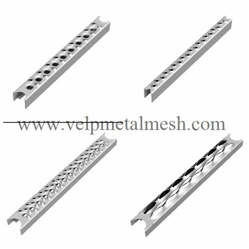 Galvanized 2.5mm Thickness Metal Ladder Rungs Heavy Duty Lightweight