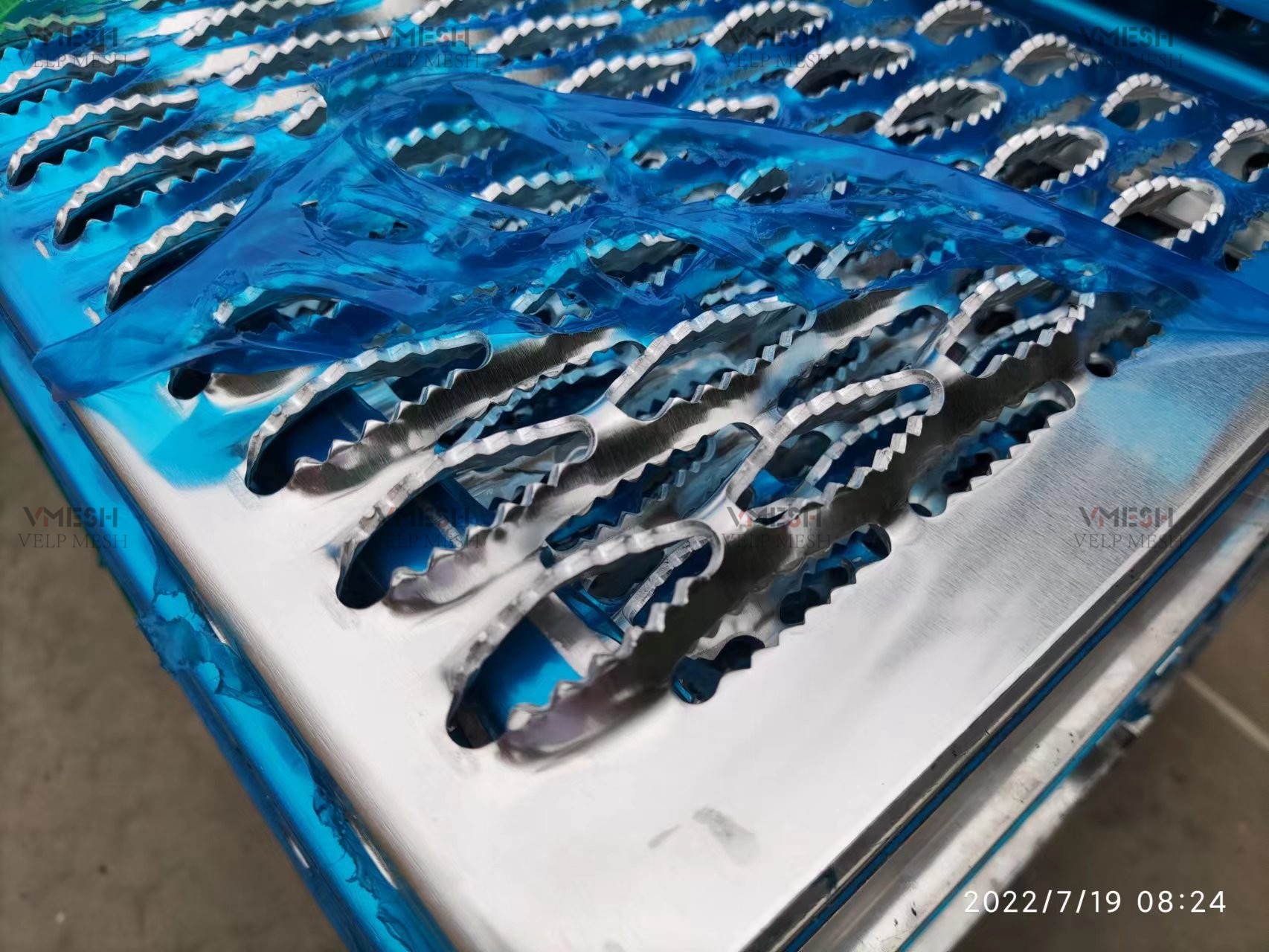 12 Gauge 14 Gauge Aluminum 1060 Metal Diamond Hole Safety Grating Walkway