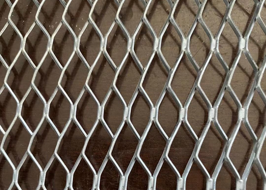 Galvanized Diamond Stucco Mesh 27x96" for Plaster Keying